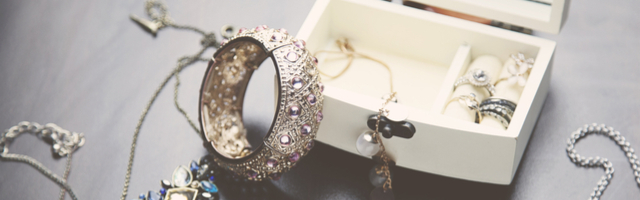 How to Pack Jewelry | U-Pack